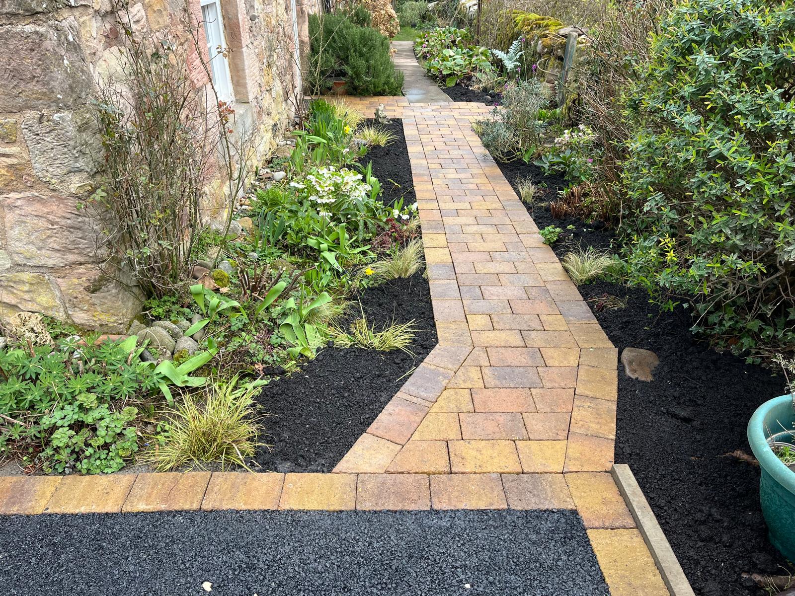 Tarmac Driveway Dunbar - Monoblock Edging, Path, Drainage